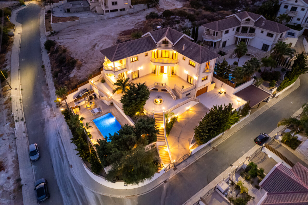 No.10 Mansion by Winstonfield - Winstonfield - Cyprus Property Developers